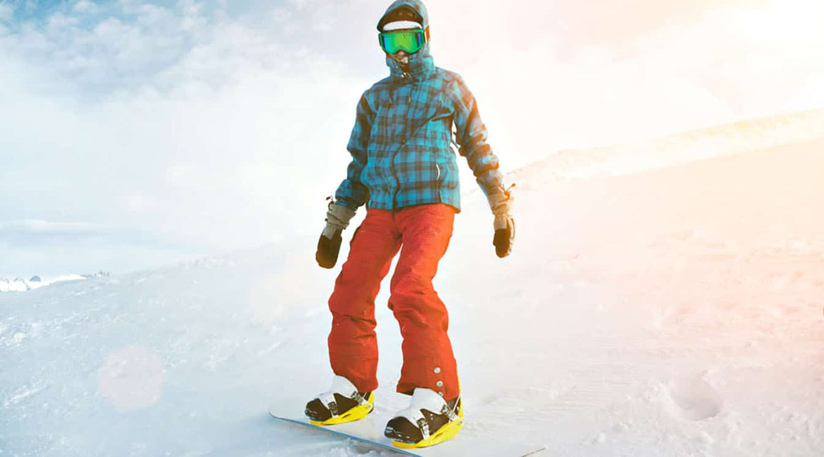 How to Choose Your Snowboard Stance | Cardo Systems