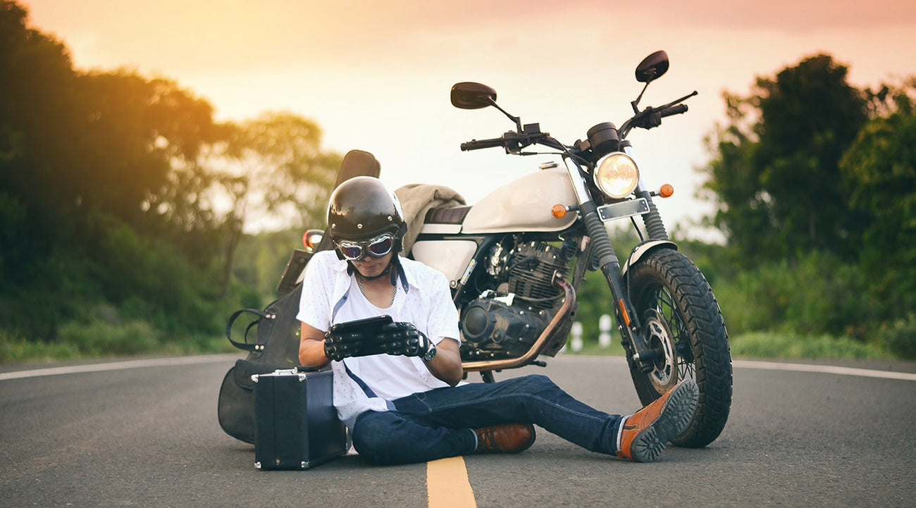 What to Do if Your Motorcycle Gets a Flat Tire | Cardo Systems
