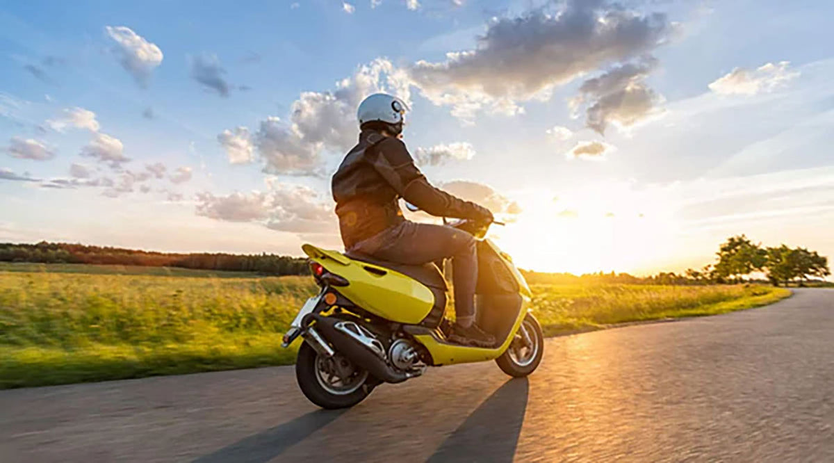 Moped vs. Scooter: What's the Difference? | Cardo Systems