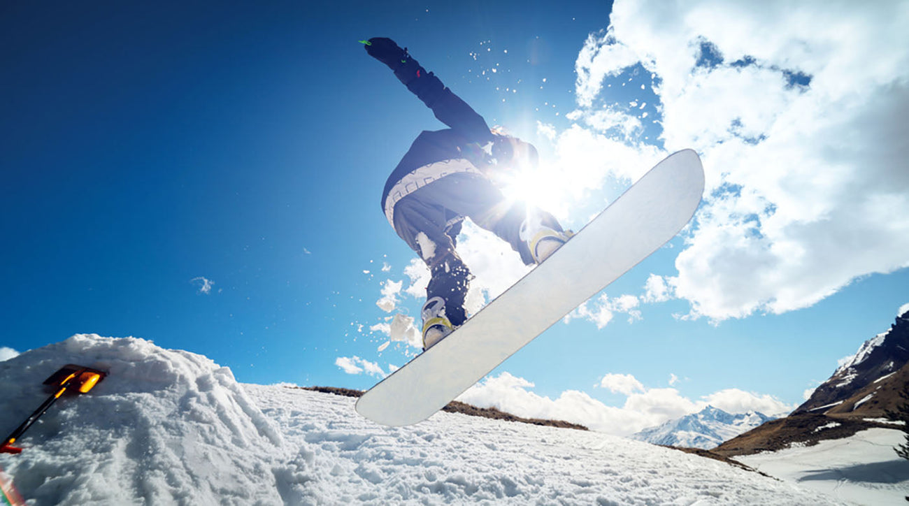5 Easy Snowboard Tricks to Master | Cardo Systems